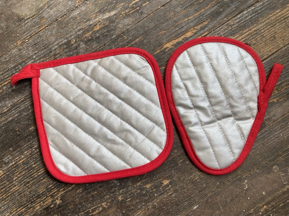 A&W Root Beer Fast Food And Blimpie Subs Quilted Pot Holders! | eBay