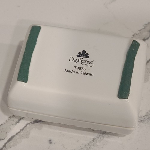 DaySpring Inspirational Cards In Ceramic Bible Verses Angel Trinket Box ...