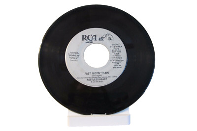 45 RECORD - RESTLESS HEART - FAST MOVIN' TRAIN | eBay