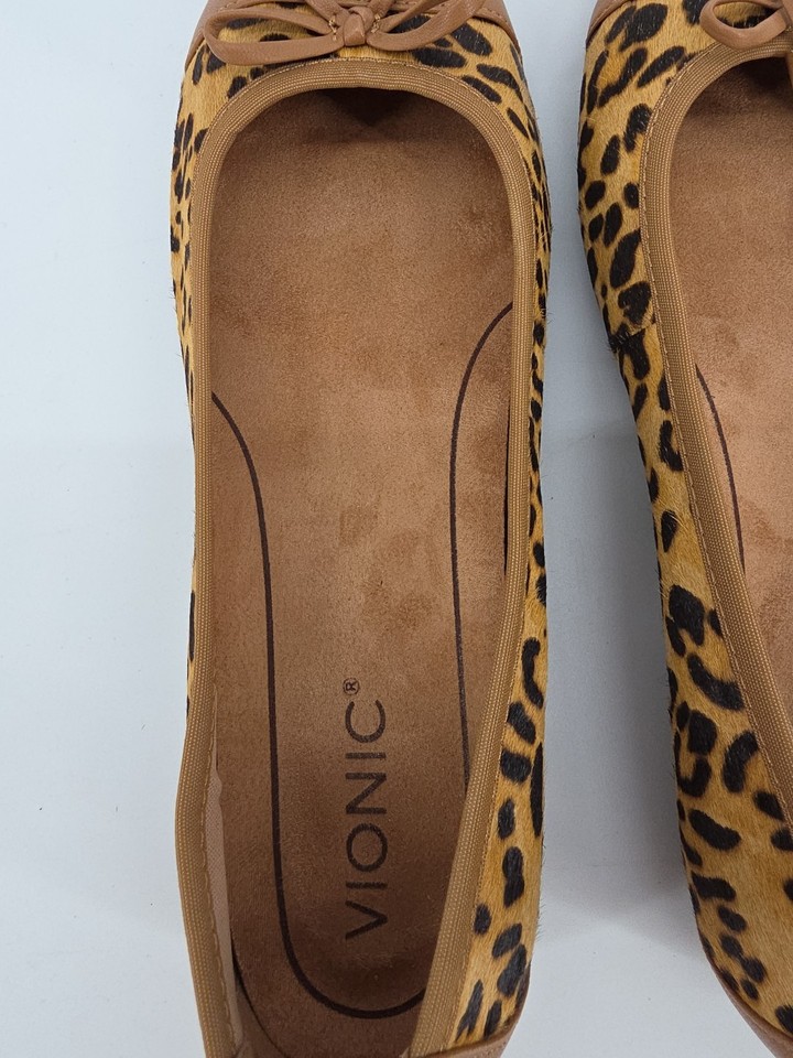 Vionic Minna Leopard LPRD Print Tan and Brown Leather Ballet Flats Size ...