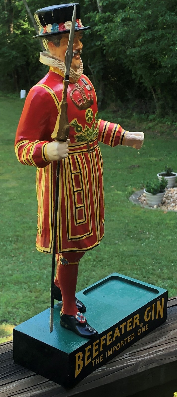 RARE VINTAGE 1940s/1950s? BEEFEATER GIN BAR DISPLAY WITH HANDPAINTED ...