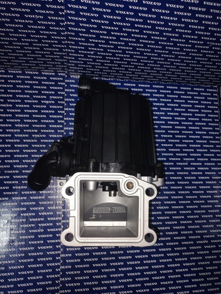 Genuine Volvo Oil Separator Crankcase Centrifuge 21373547 22877306 ...