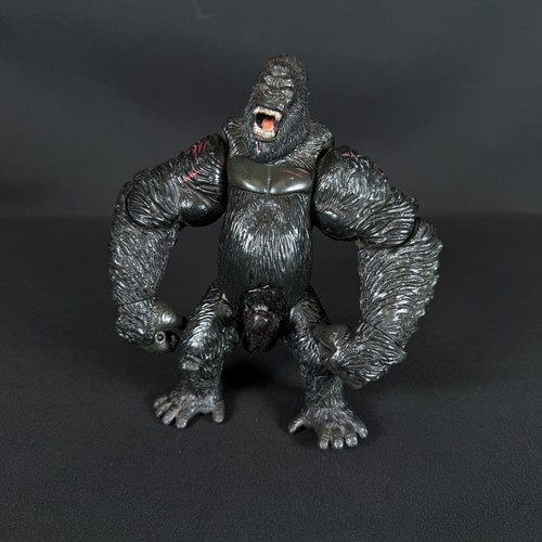 King Kong vs Juvinile V-Rex Action Figure 2005 Playmates Peter Jackson ...
