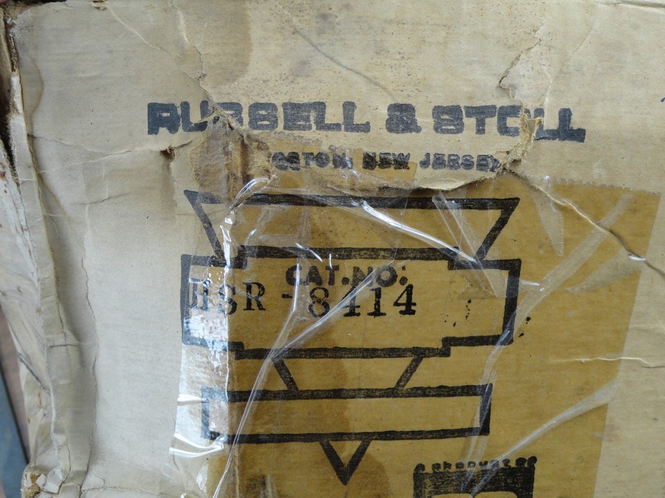 Unused Russell & Stoll HSR-8414 Receptacle 3 Wire + Ground HSR8414 8414 ...