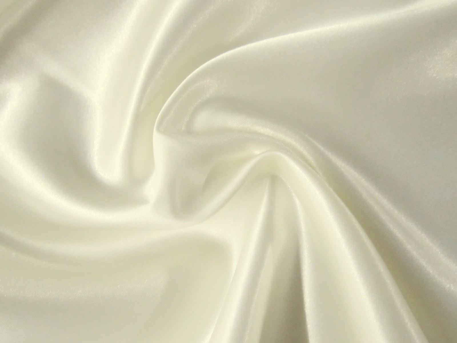 Stunning IVORY High Sheen Light to Medium Weight Solid SATIN Fabric ...