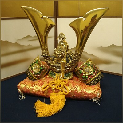 Japanese Kabuto Yoroi Samurai Armor Lion Shishi Maetate Shogun Helmet ...