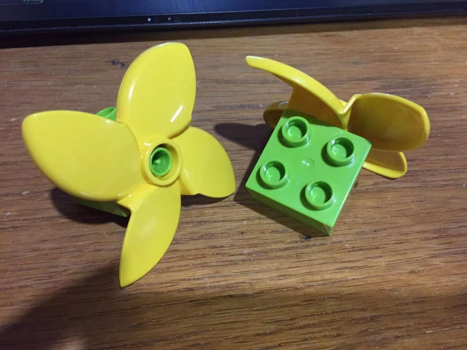 lego duplo slide bridge playground Tunnel tube Swivel spin rotate fan ...