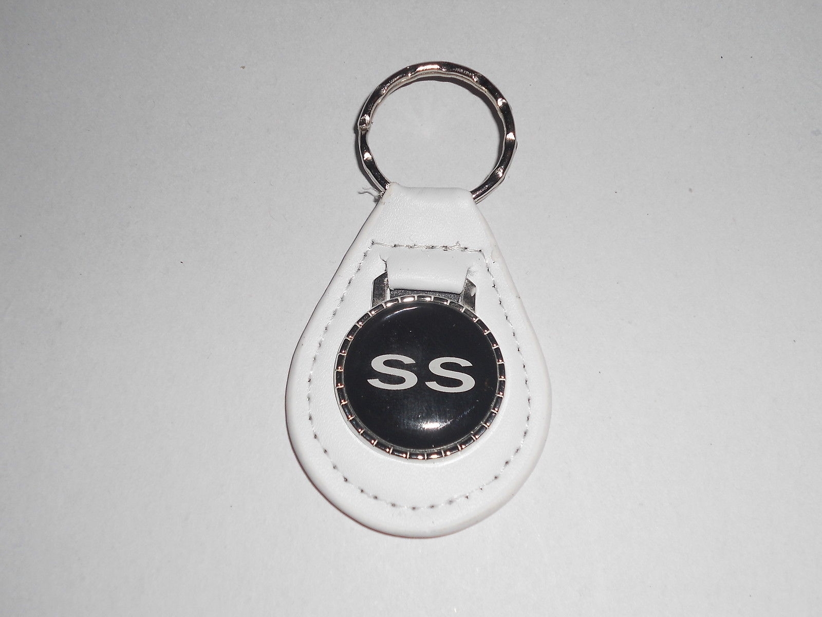 CHEVROLET CHEVELLE CAMARO MONTE CARLO IMPALA NOVA SS LEATHER KEYCHAIN ...