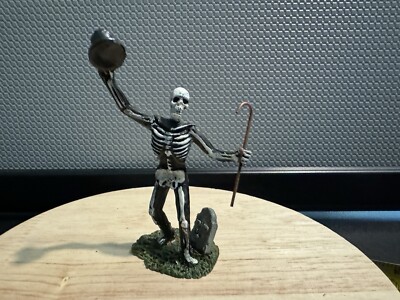 Lemax Spooky Town Skeleton Showman | eBay