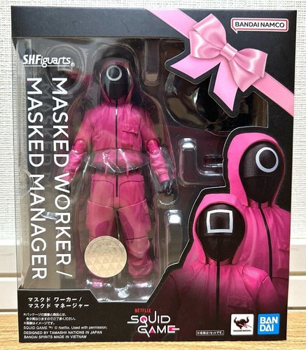 TAMASHII NATIONS S.H.Figuarts Squid Game Masked Worker Manager Action ...