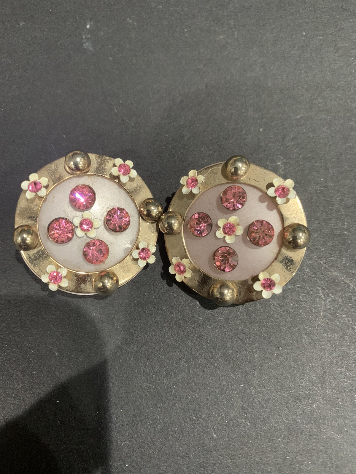 vtg daisy pink rhinestone clip on earrings | eBay