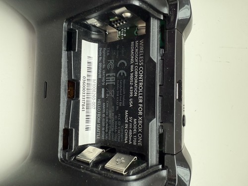 LOT of 2 Microsoft Xbox One Wireless Controllers - Model 1708 Please ...