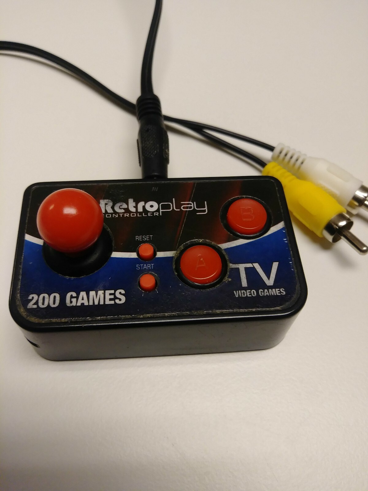 DREAMGEAR My Arcade RetroPlay Plug N Play Controller 200 Games NEW DGUN ...