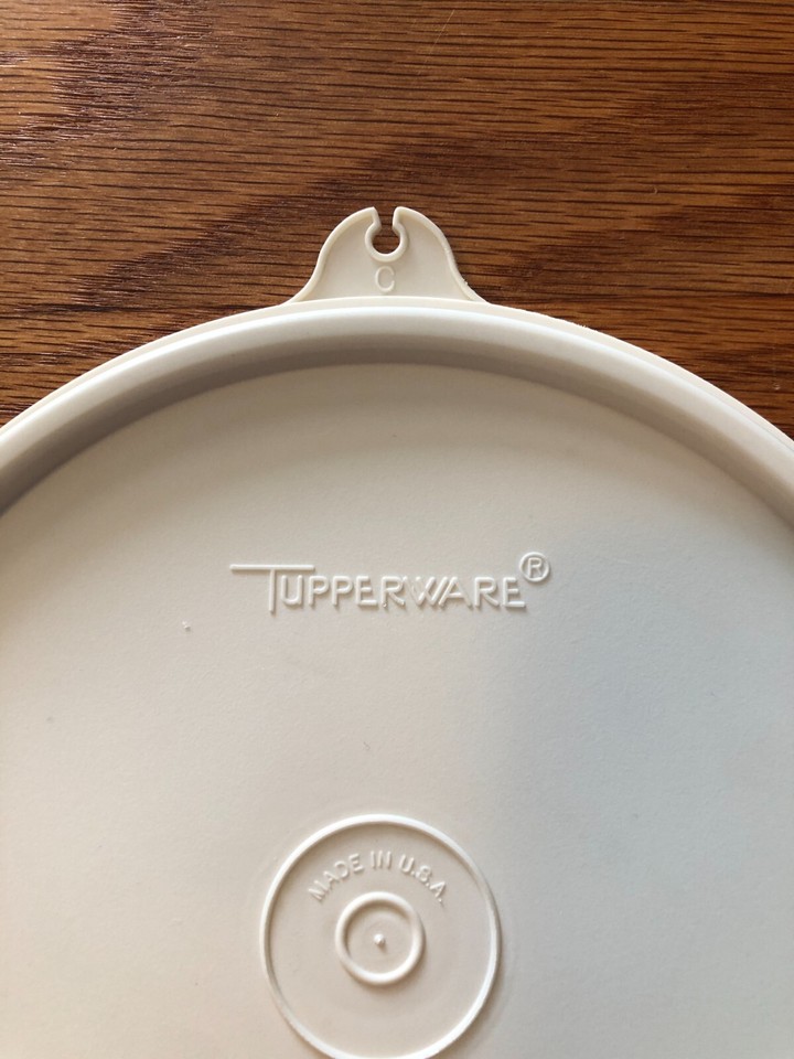 Tupperware Replacement Lids - Many Sizes, Colors - You Choose! Volume ...