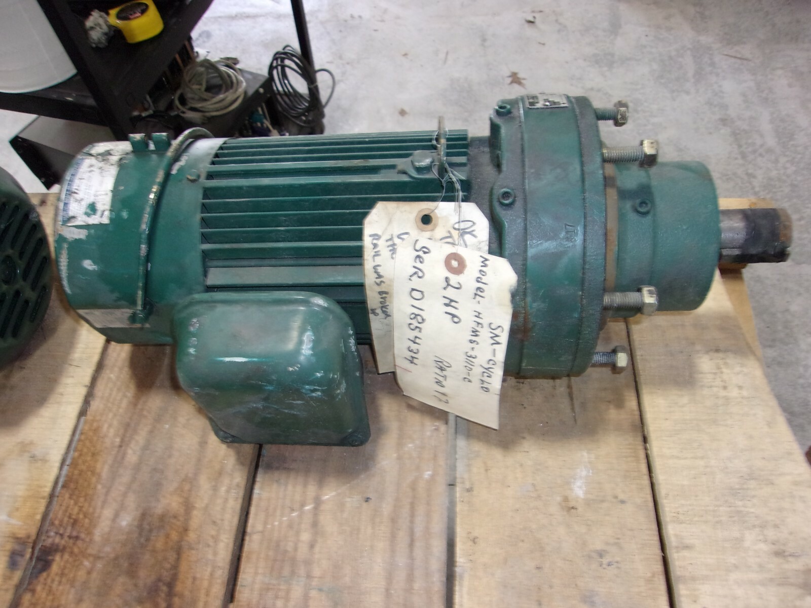 NEW SUMITOMO SM-CYCLO 3ph GEAR MOTOR 2hp 1750rpm 17:1 F-90L FRAME ...