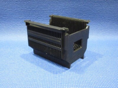 A182-39MLC-64A02 Entegris/Fluoroware 100mm (4") 25 slot Wafer Carrier ...