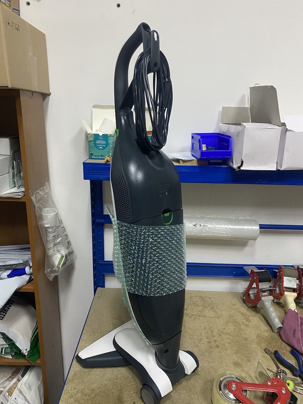 VORWERK FOLLETTO VK 220 S *NUOVO EXPO* ORIGINALE ULTIMO MODELLO VK220s ...
