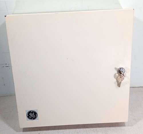 1 USED GE SECURITY M2000 PXNPLUS INTERLOGIX CONTROL PANEL ***MAKE OFFER ...