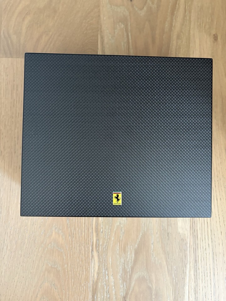 RARE Authentic Ferrari F8 Spider Owner Key Display Box - OEM - Key ...