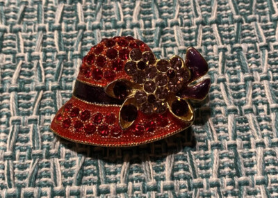 Red Hat Purple & Red Rhinestone Gold Tone Brooch Pin Pendant EE-32 | eBay