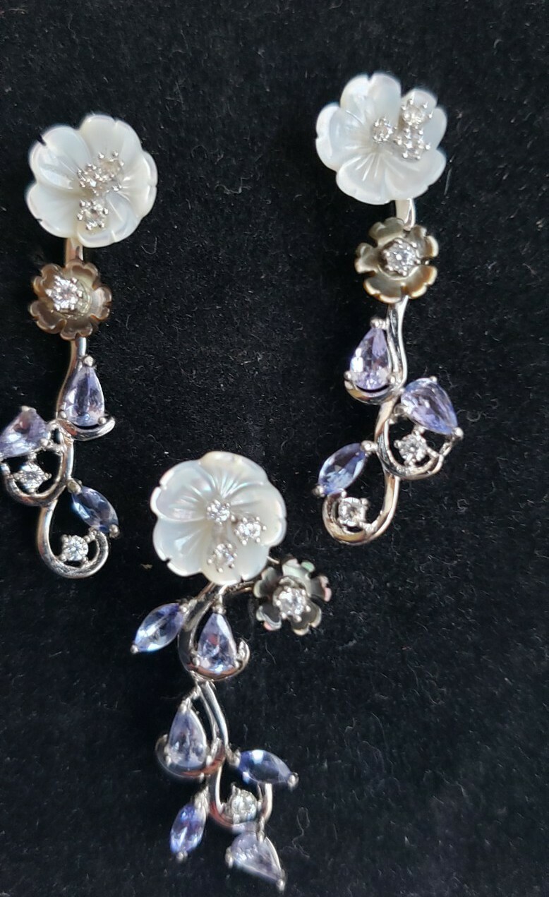 WHITE GRAY MOTHER OF PEARL, TANZANITE..925 SILVER EARRINGS, PENDANT SET ...