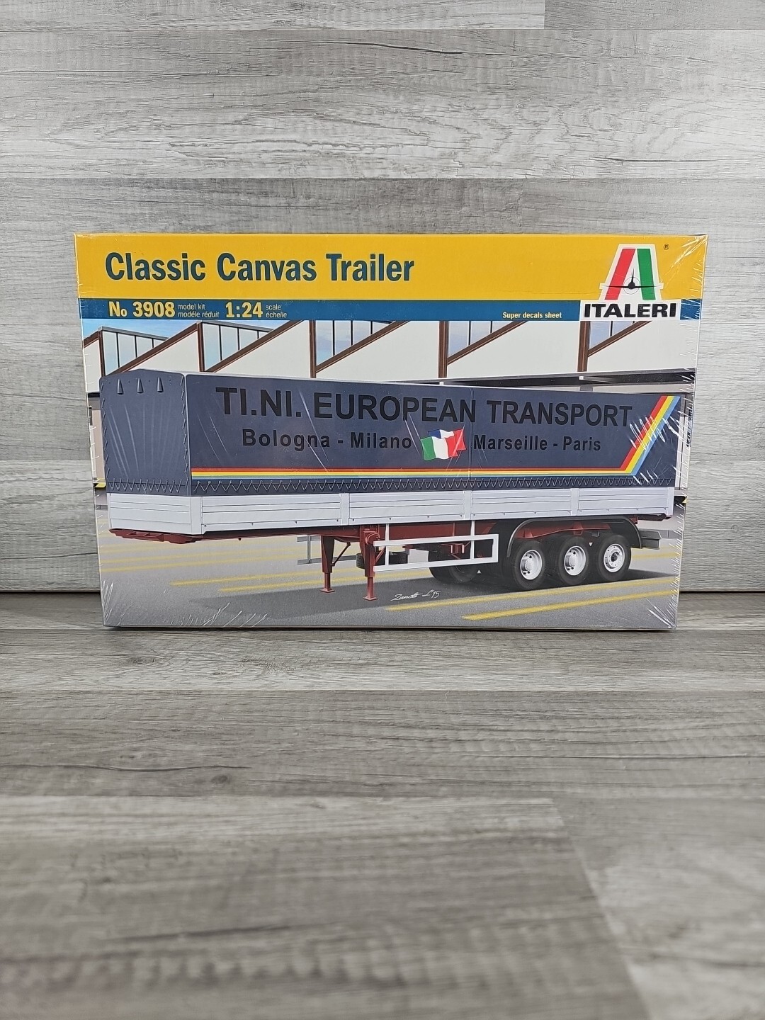ITALERI 3908 CLASSIC CANVAS TRAILER MODEL KIT- NIB-1:24 SCALE Sealed ...