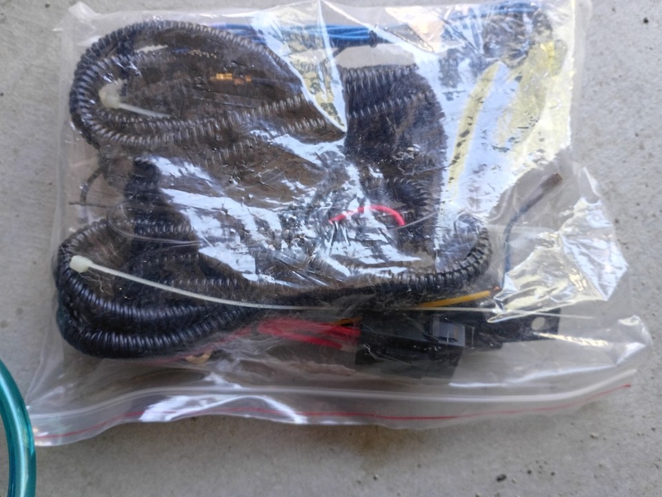 BMW I3 / I3s / AUXILIARY 3.5 GALLON FUEL TANK - NO MODIFICATIONS ...