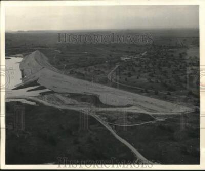 1976 Press Photo Hidden Dam and Hensley Lake on the Fresno River ...