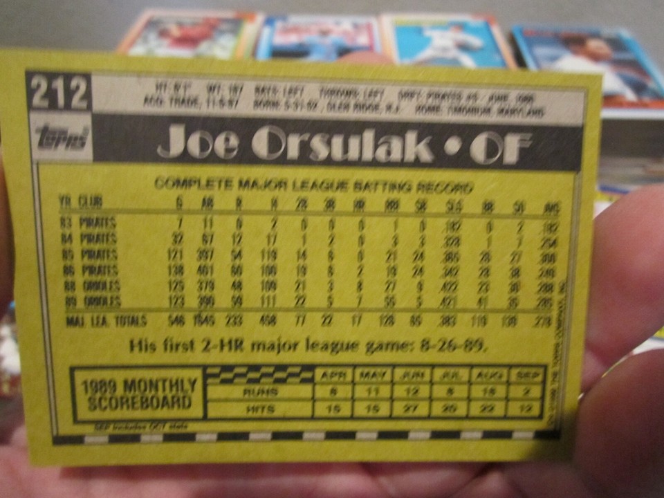 MASSIVE LOT OF 1990 TOPPS BASEBALL CARDS - OVER 700 CARDS GOOD TO VG ...