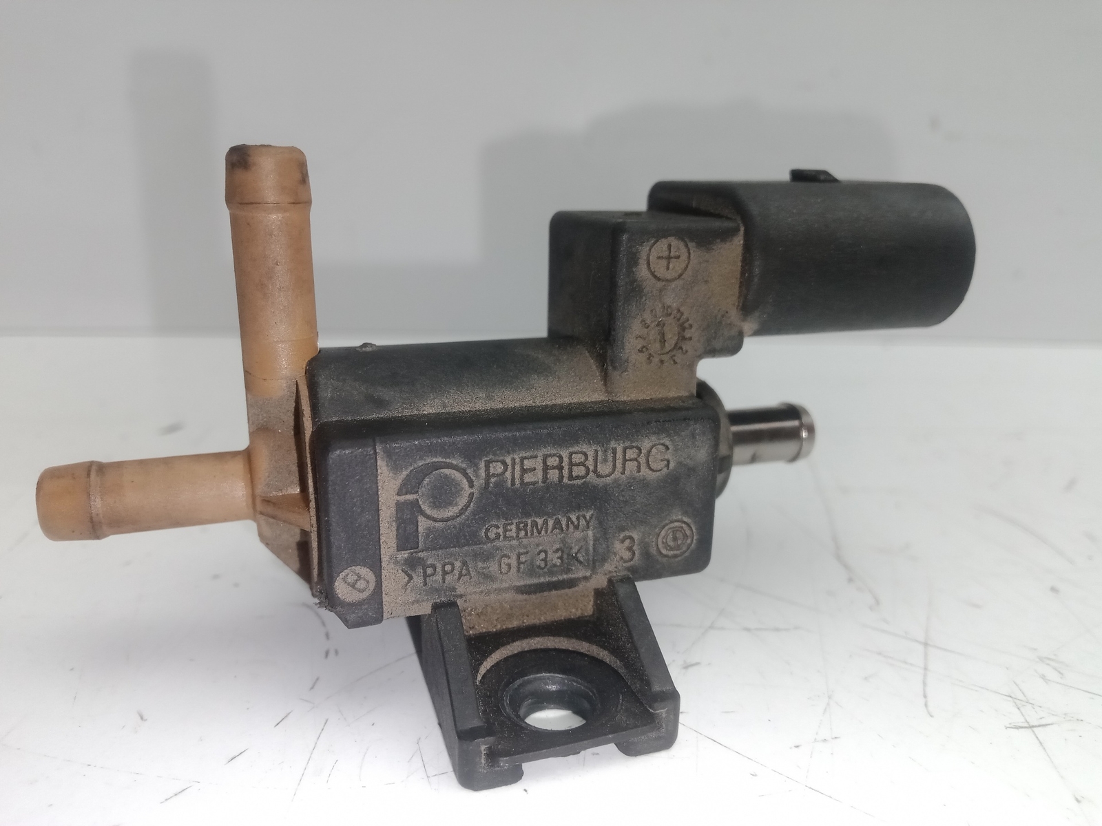 03C906283B - 70258800 SOUPAPE D´AIR SUPPLEMENTAIRE / 2.PINES / PIERBURG ...