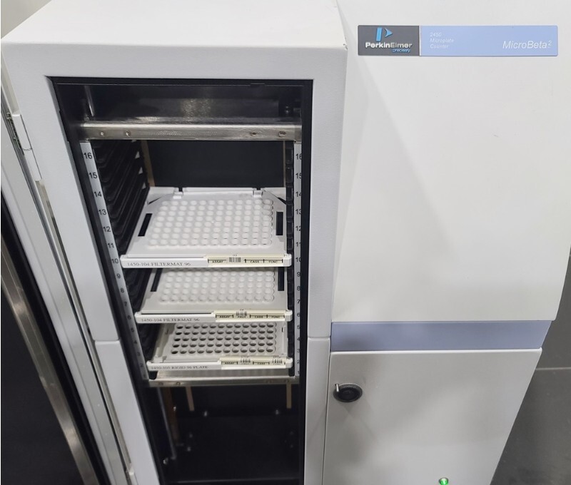 Perkin Elmer 2450 Microbeta2 [#B240320] | eBay