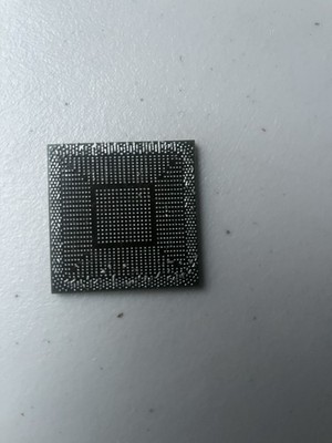 Lot of 7 ATI 216-0732026 BGA Chips – Radeon Xpress – Untested for Parts ...