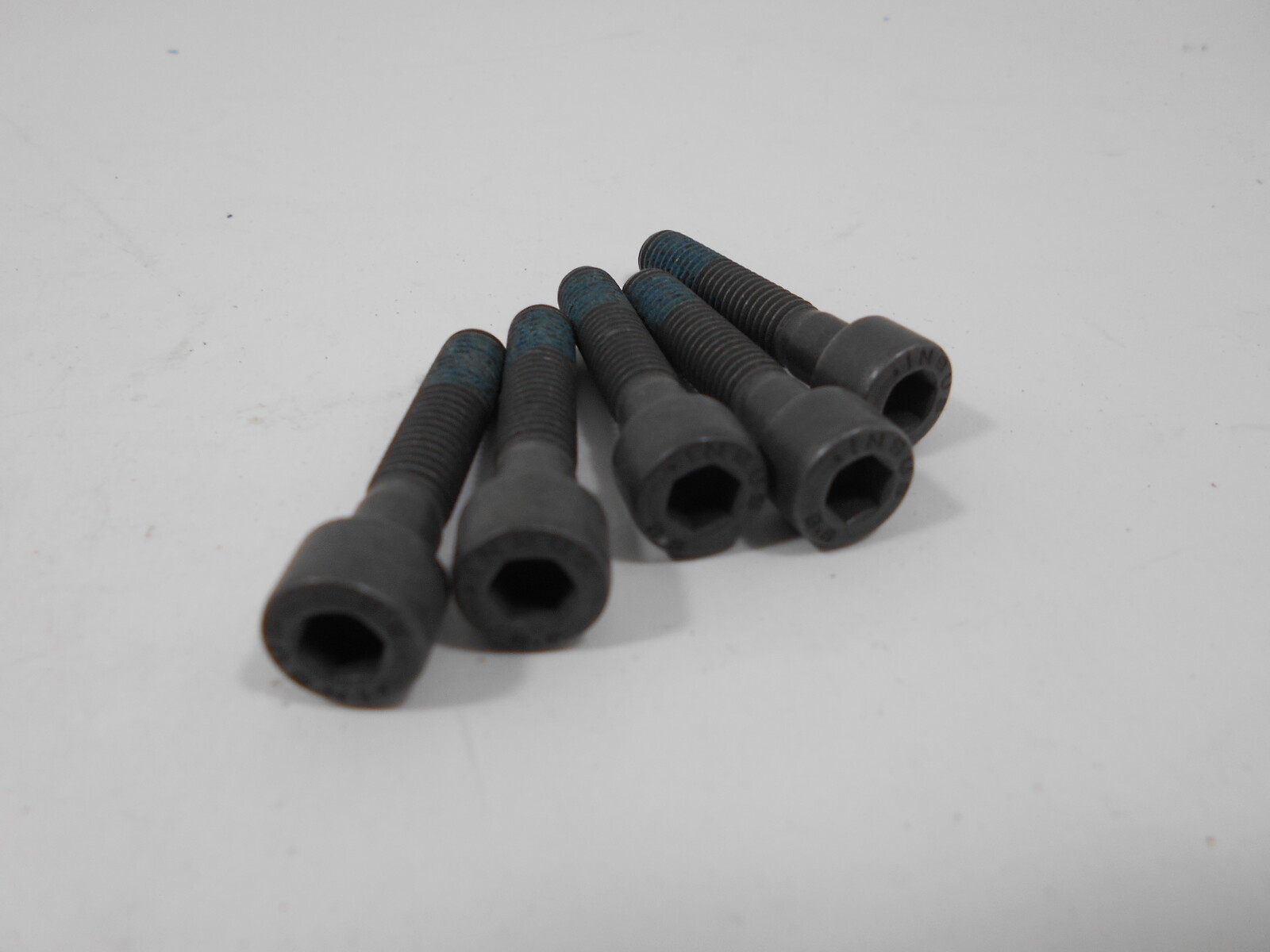 (C55) Orig. VW AUDI SEAT SKODA Zylinderschraube M8x40 N0147176 (5 Stück ...