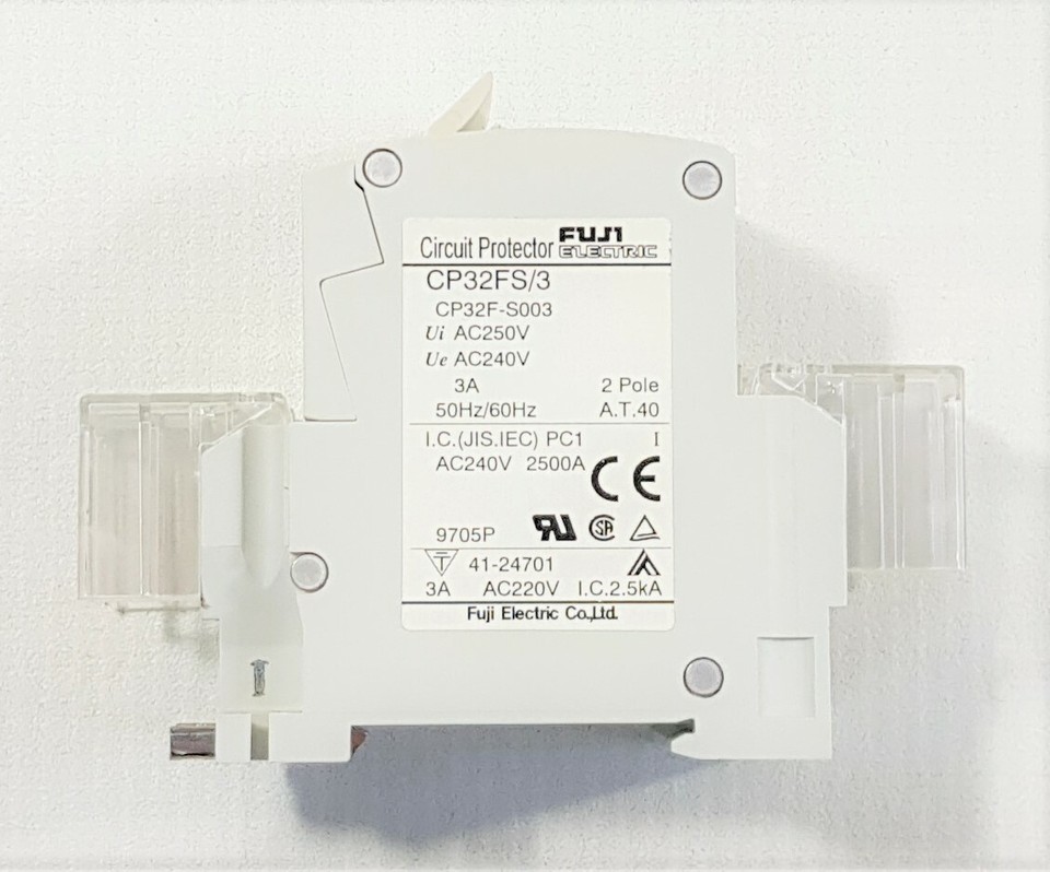 Fuji Electric Circuit Protector CP 32 FS Schaltungsschutz AC 3A Circuit ...