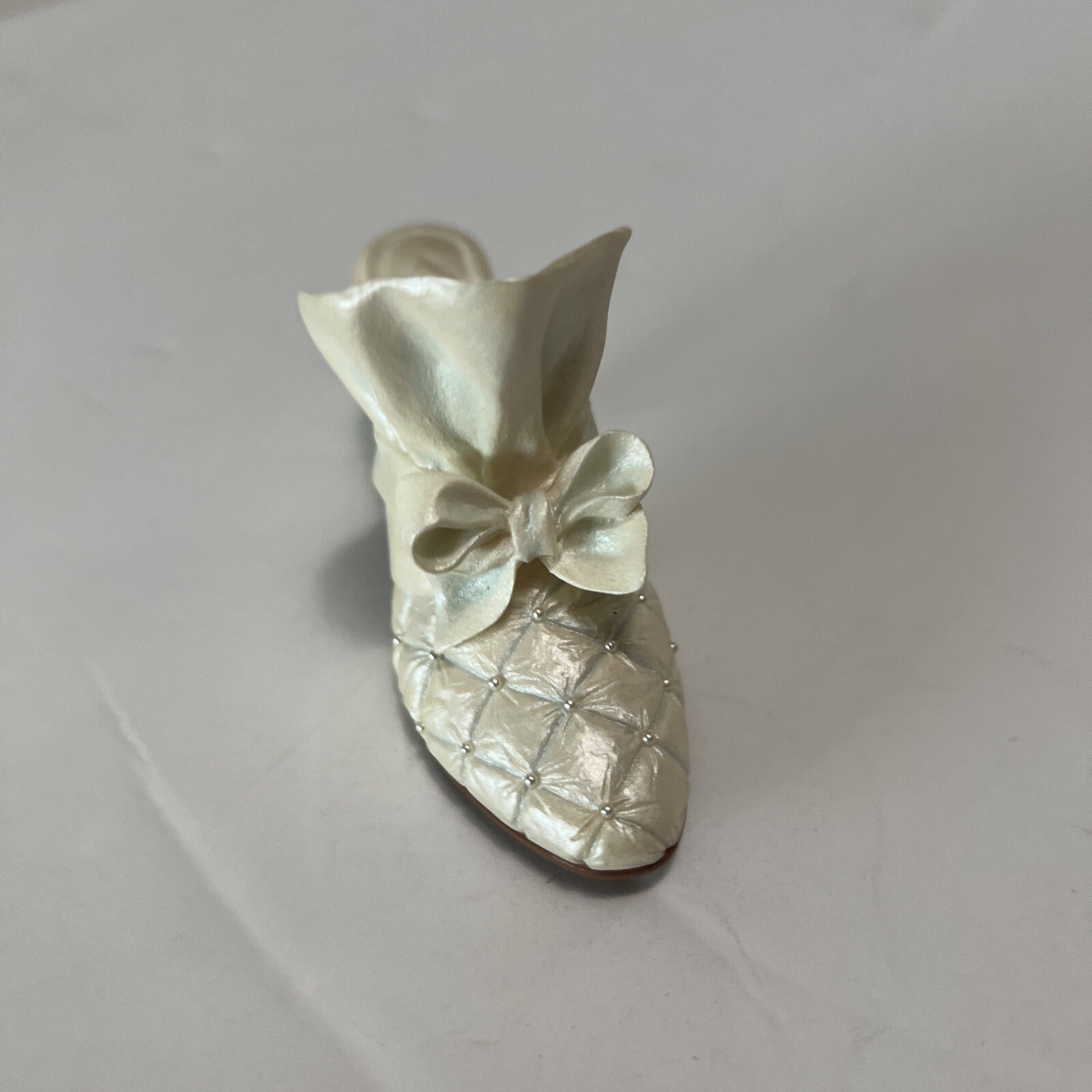 Just The Right Shoe by Raine Shoe Miniature - Venus in Pearls 25099 ...