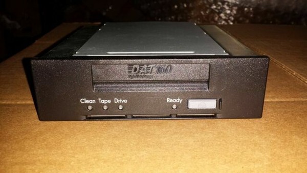 HP StorageWorks DAT 160 USB Internal Tape Drive - ( 80 GB / ) DAT-160 ...