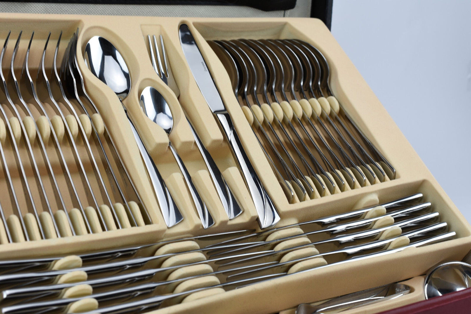 72-teilig Besteckset Edelstahl 12 Personen Besteck im Koffer ...