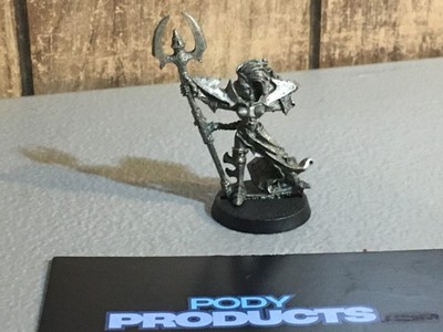 A34747 WARHAMMER 40K DRUKHARI DARK ELDAR METAL FEMALE LORD MISS HAND GW ...