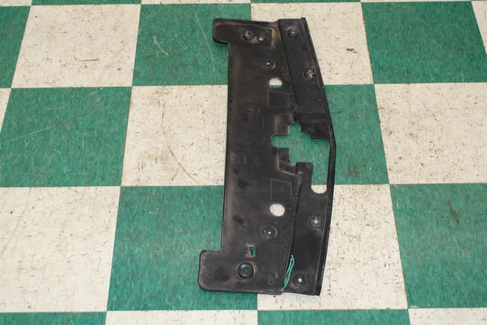 05-09 Mustang *DMG* Black Front Upper Radiator Site Cover Trim Panel ...