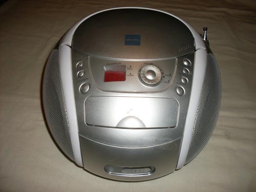 BUSH STEREO CD / RADIO / CASSETTE RECORDER MUSIC SYSTEM | eBay