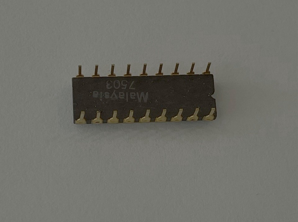 Vintage 1975 Intel 8008 CPU - Early Version - Gold Purple Ceramic ...