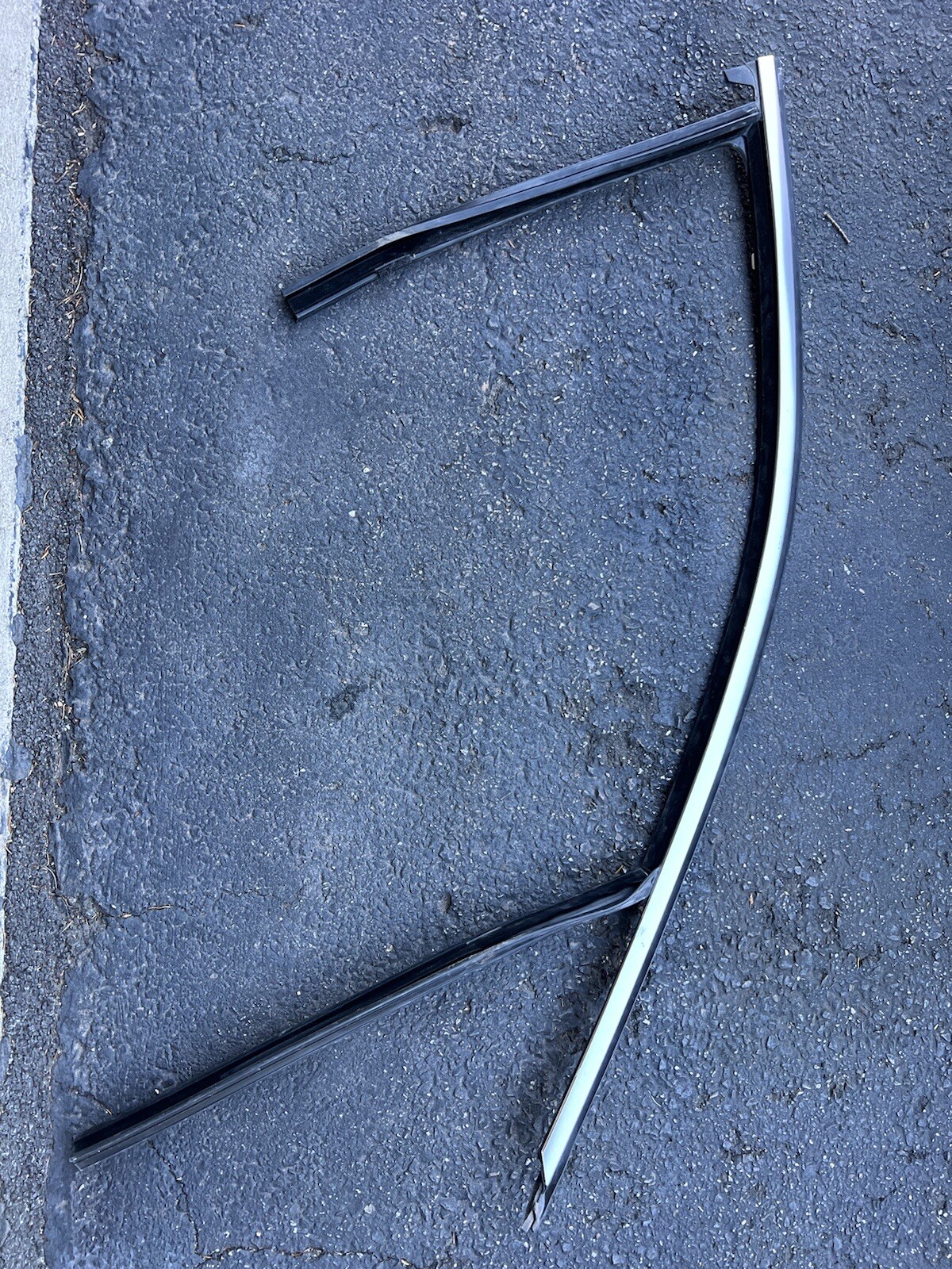 2019-2022 BMW 330i M340i Right FRONT DOOR UPPER MOULDING ALUMINUN ...