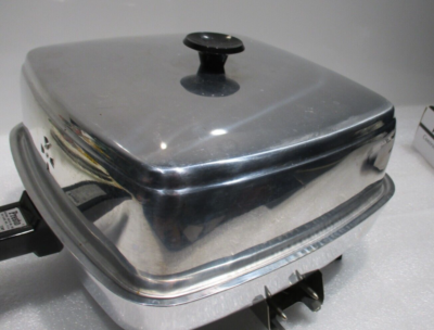 Presto Fry Pan Presto 06854 Tuxedo Digital Precision Frying Pan