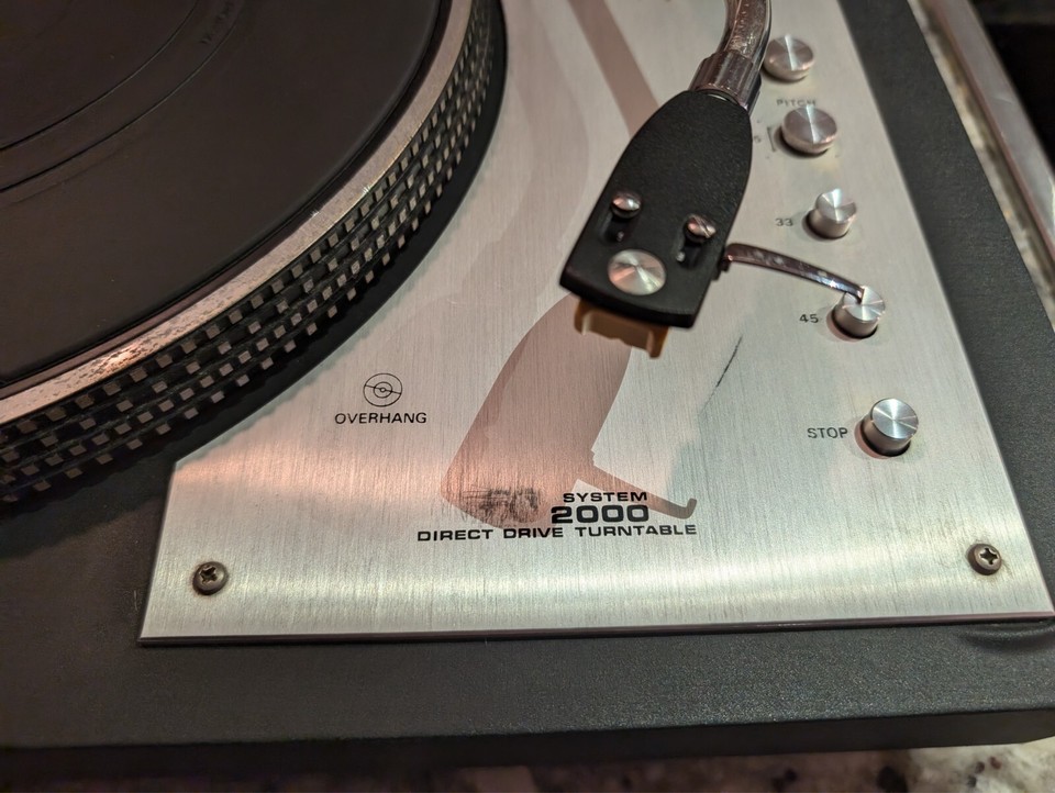 American Sound 2000 Turntable - Vintage Vinyl Turntable w/ Pioneer ...