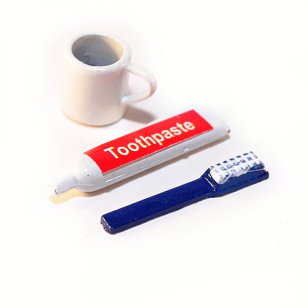 DOLLS HOUSE 1/12TH TOOTHBRUSH SET | eBay