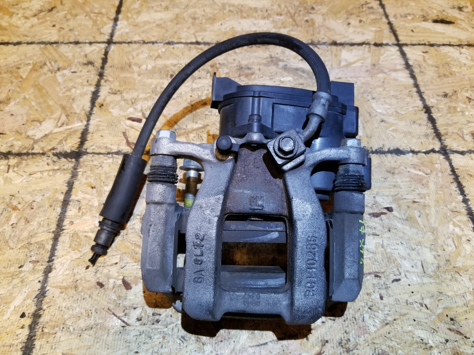 17 18 19 20 CADILLAC XT5 REAR BRAKE CALIPER LEFT DRIVER SIDE OEM 34K | eBay