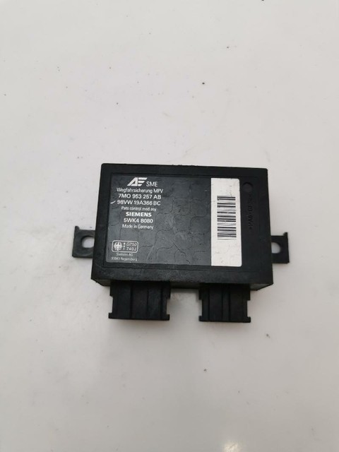 Ford Galaxy WGR Immobiliser Control Unit 7M0953257AB 1998 for sale ...