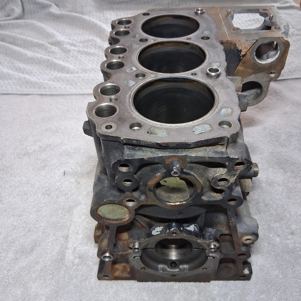 Mitsubishi L3E Cylinder Block Crankcase 3 Cylinder Diesel | eBay
