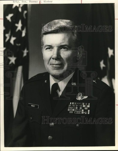 1982 Press Photo Brigadier General Thomas J. Hickey, U.S. Military ...