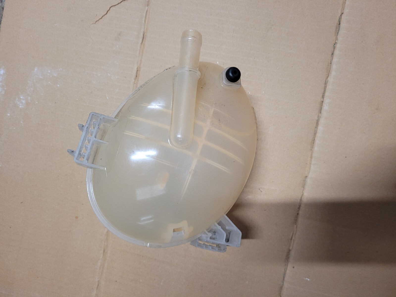 FORD ECOSPORT 18-23 COOLANT HEADER EXPANSION TANK BOTTLE RESERVOIR GN11 ...